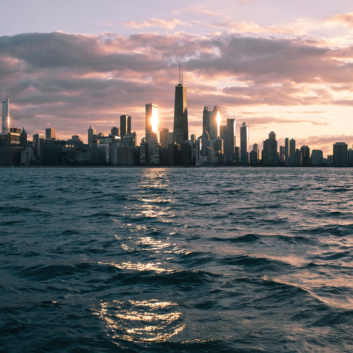 Chicago Essentials w/ @kbucklandphoto – GrandTrunk