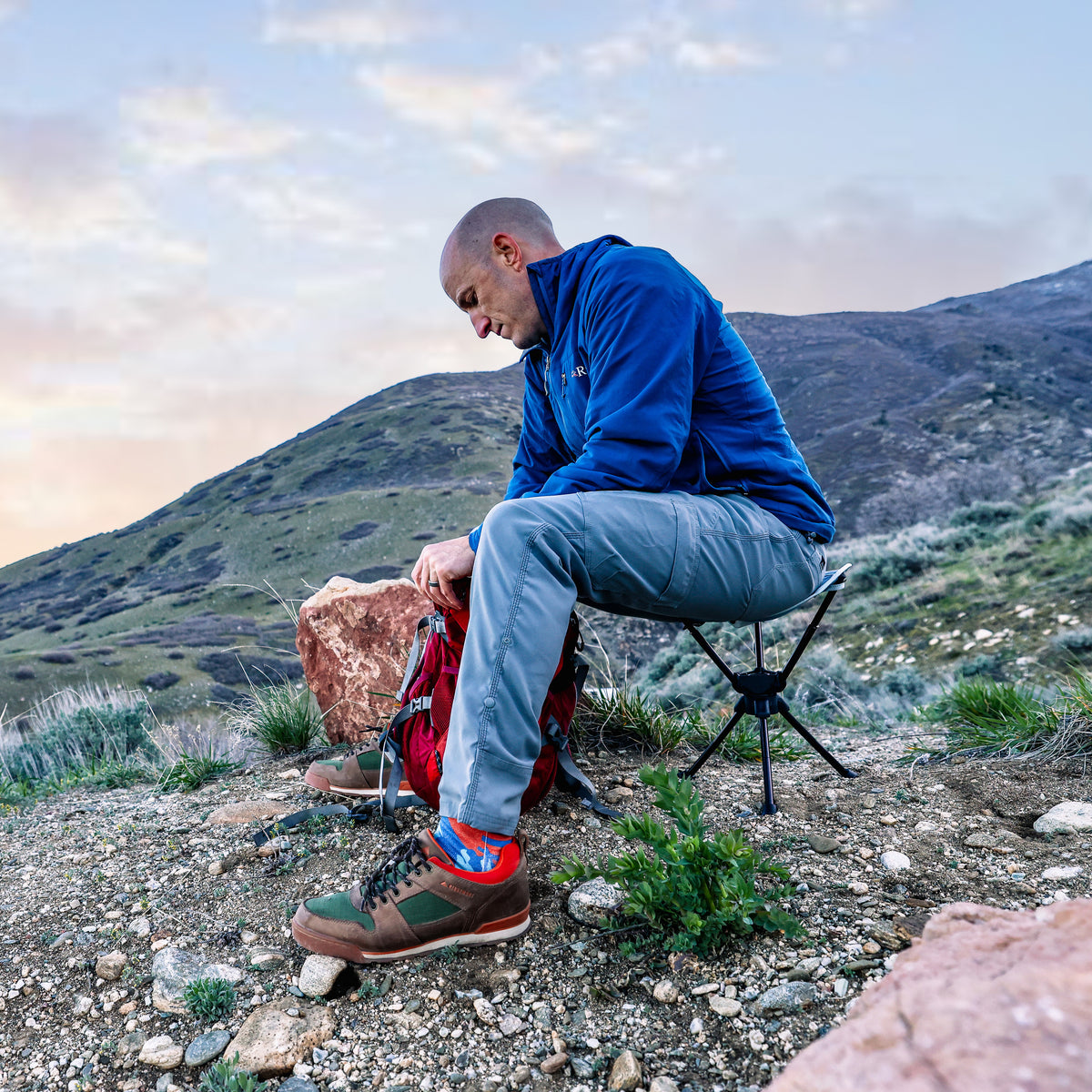 Compass 360° UC Swivel Stool - Ultra Compact – GrandTrunk